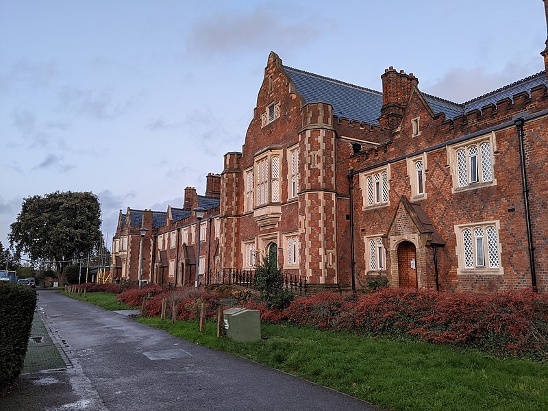 First Aid training course 10 am Thursday, 29 August at Croydon ...